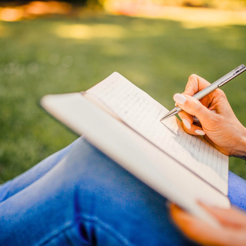 Daily Journaling Ideas: 45 Easy Journal Prompts For Beginners